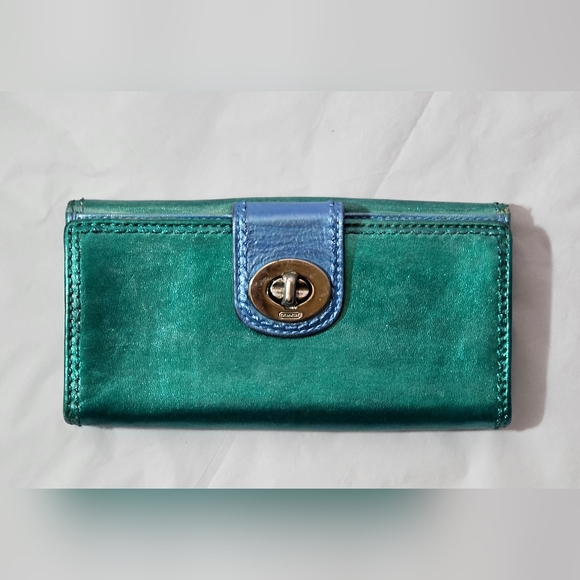 Coach | Bags | Vintage Coach Trifold Silver Turn Key Wallet | Poshmark